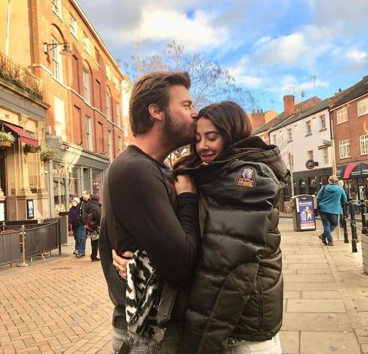 Kıvanç Tatlıtuğ ve Başak Dizer çifti sevenlerini üzdü