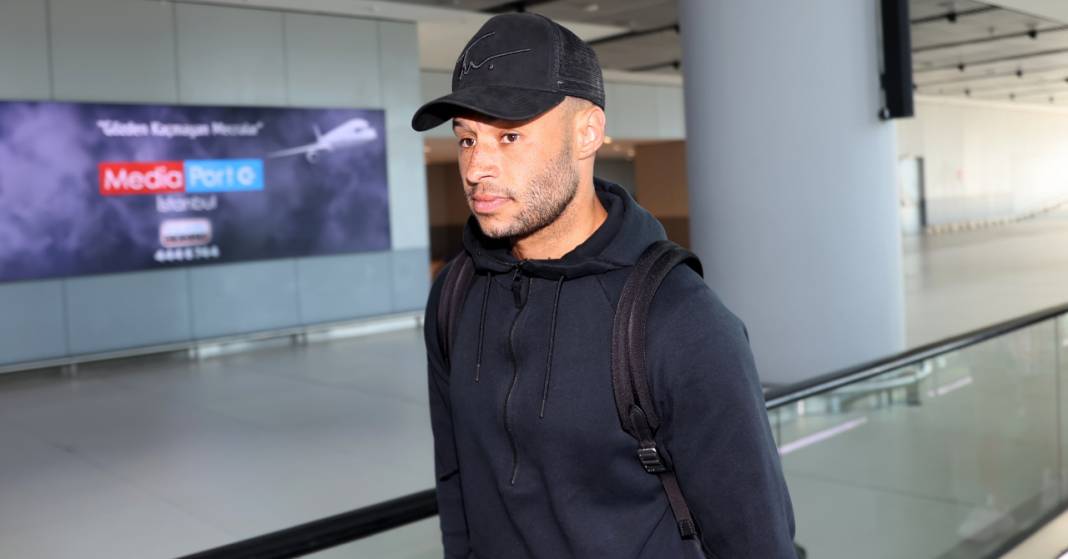 Beşiktaş'ın yeni transferi Alex Ox Chamberlain'in kimdir? Eşi ve ...