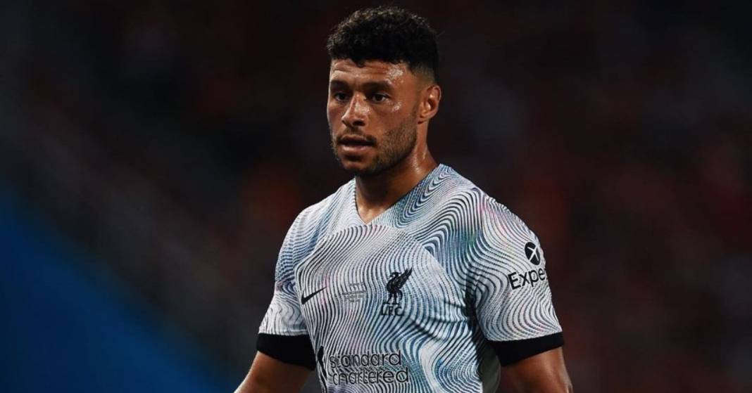 Beşiktaş'ın yeni transferi Alex Ox Chamberlain'in kimdir? Eşi ve ...