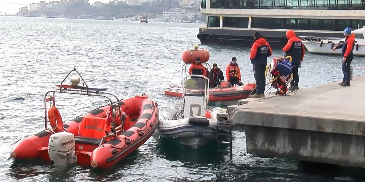 Sarıyer'de denize düşen iki kardeşten bir haftadır haber yok