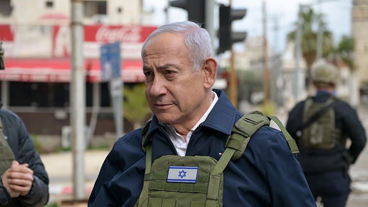 Savaş suçlusu Netanyahu Filistinlinin evini işgal etti