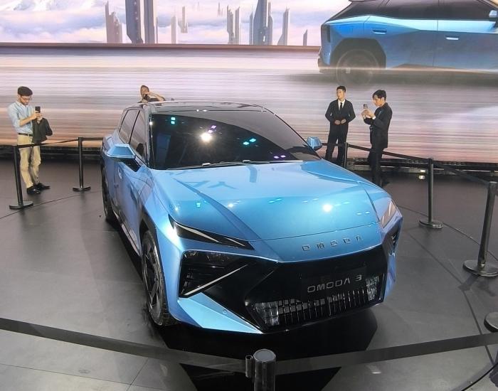 Çin'in akıllı mobiletesi: İşte yeni Omoda C3